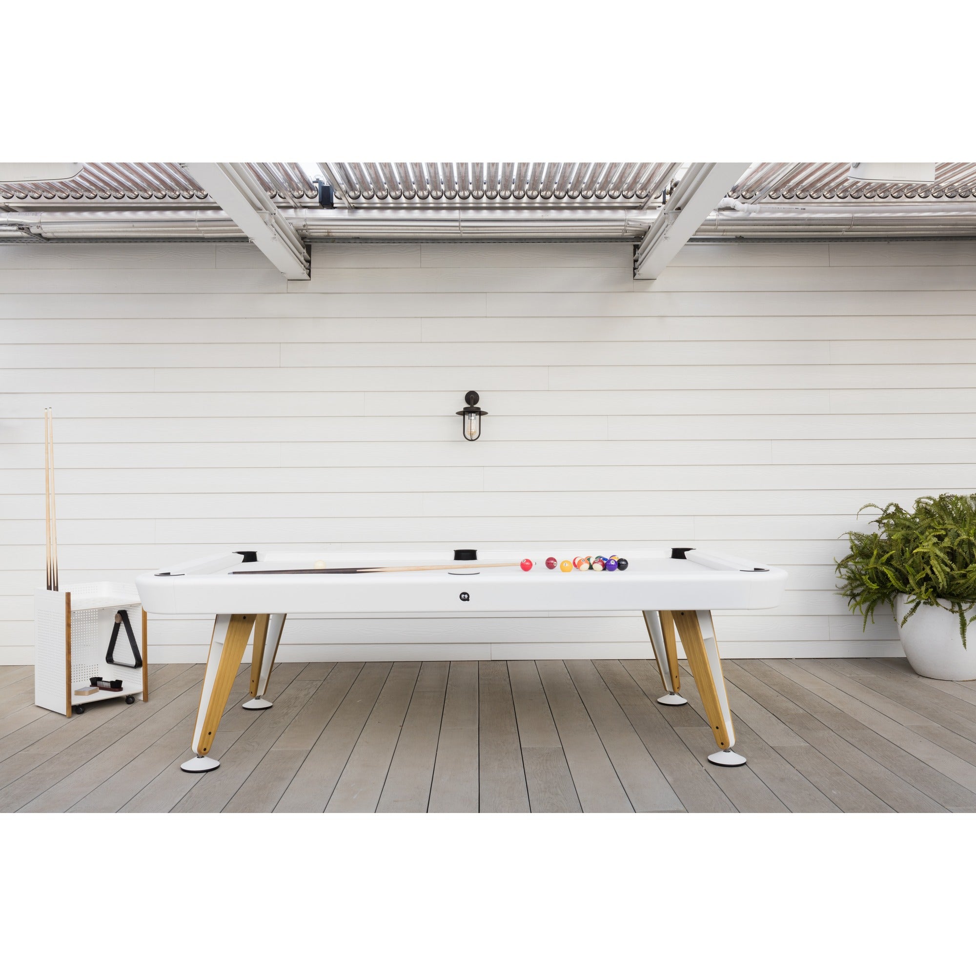 MOU FLOOR CUE RACK COVERED OUTDOOR by RS Barcelona - Grounded